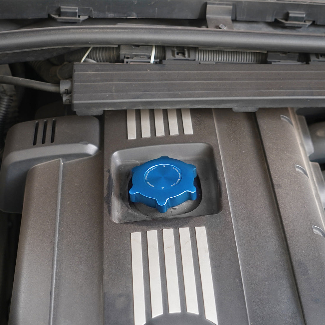 M Style Engine Oil Filler Neck Sealing Cap For BMW E36 E46 E9X – Bevinsee